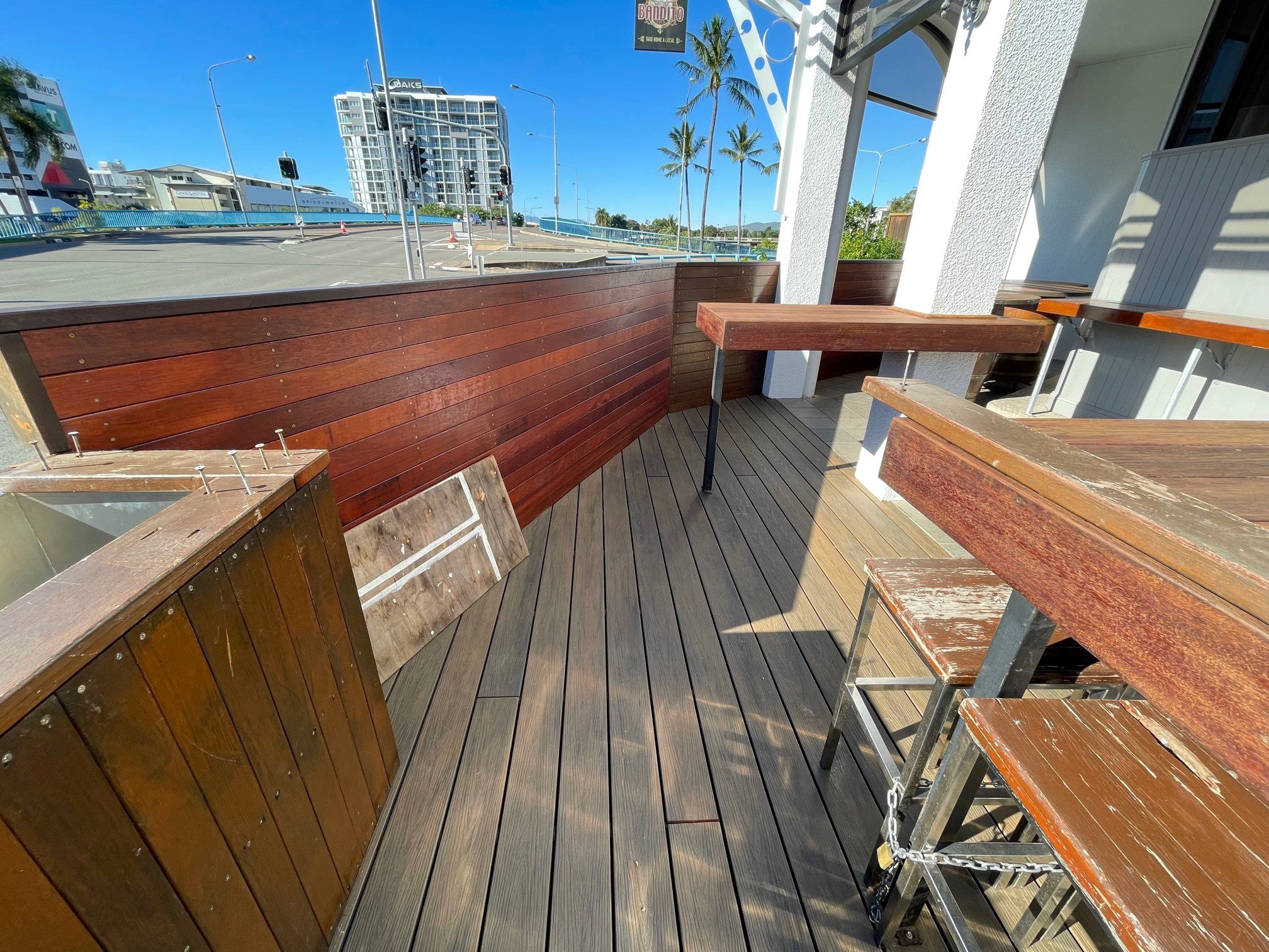 Composite Decking: Ultimate Combination of Beauty & Durability